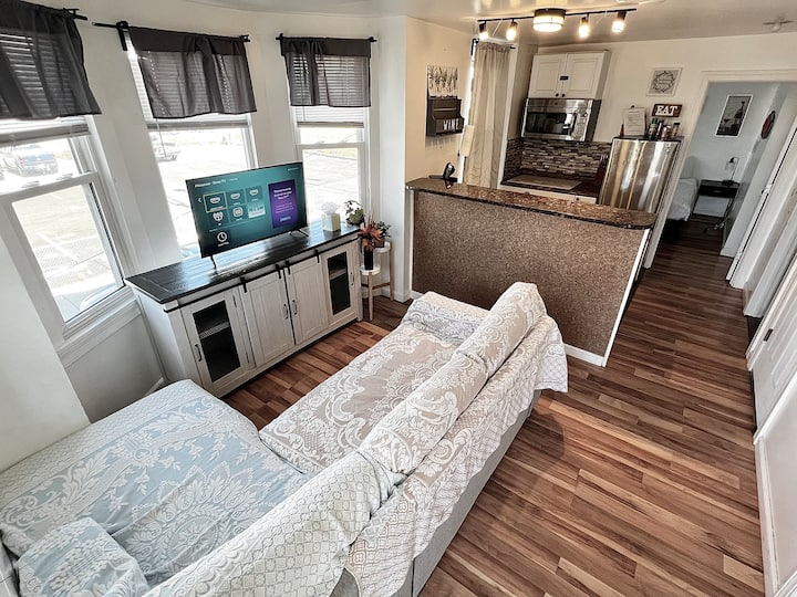 Modern Beach Block Suite W/balcony+private Parking - 大西洋城