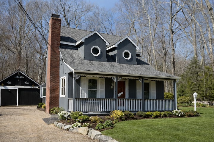 New Coastal Cottage 2 Miles To Beach + Lake Access - Madison, CT