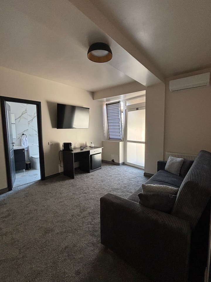 Apartament 4 - Studio - Târgu Jiu