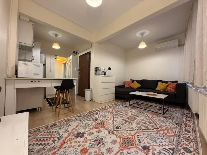 Cozy 1 Bedroom Sea View Balcony Flat In Old Town - İstanbul