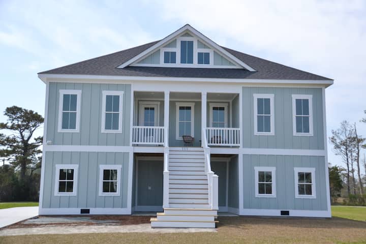 Coastal Retreat Near Beaufort - Harkers Island, NC