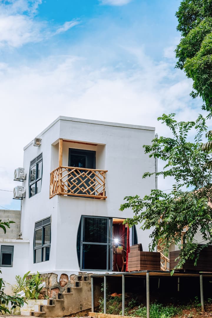 Rozema Eco Villa Fl, Ac, Very Fast Wi-fi, Privacy - Uganda