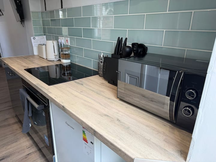 Little Grove Gatwick - Crawley