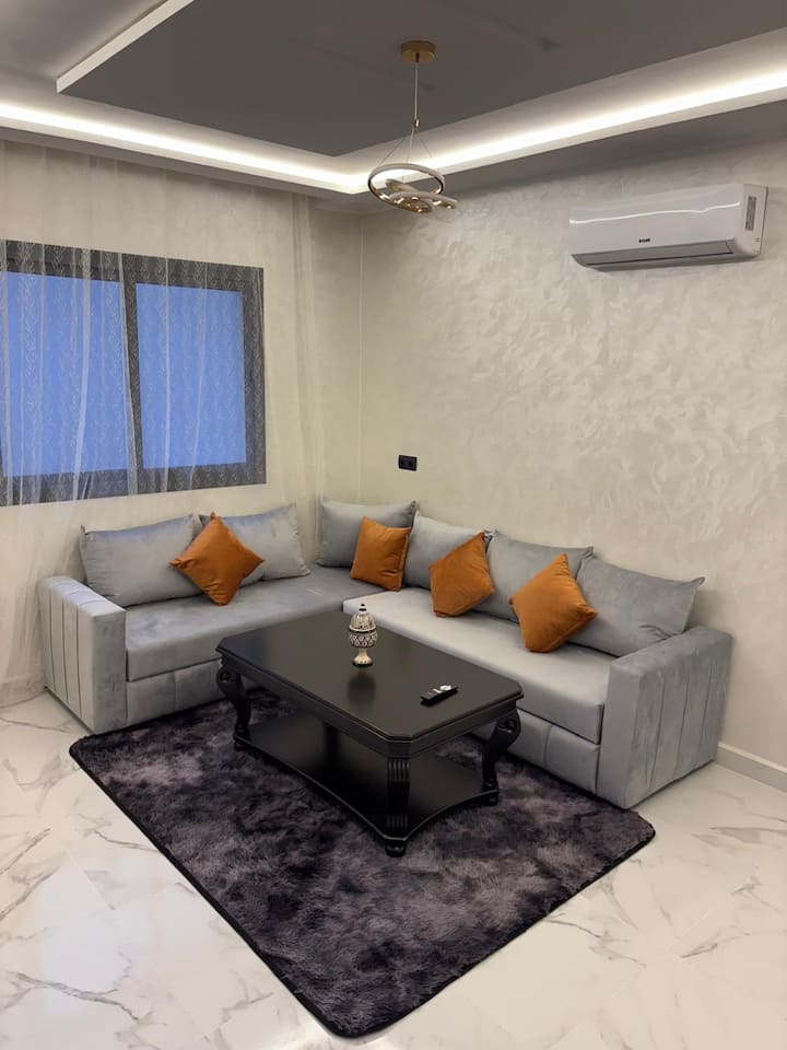 Appartement Spacieux Et éLégant Meublé à Neuf - Oujda