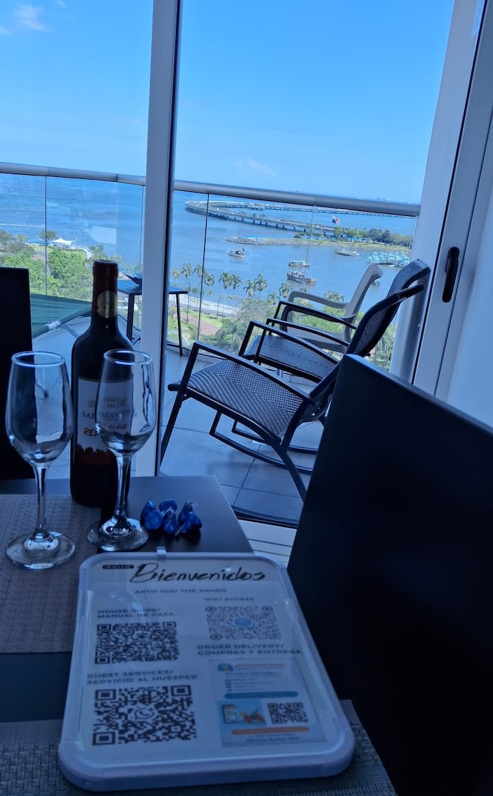 Vista 360° Océano Y Montañas, Centro Panamá City. - Panamá