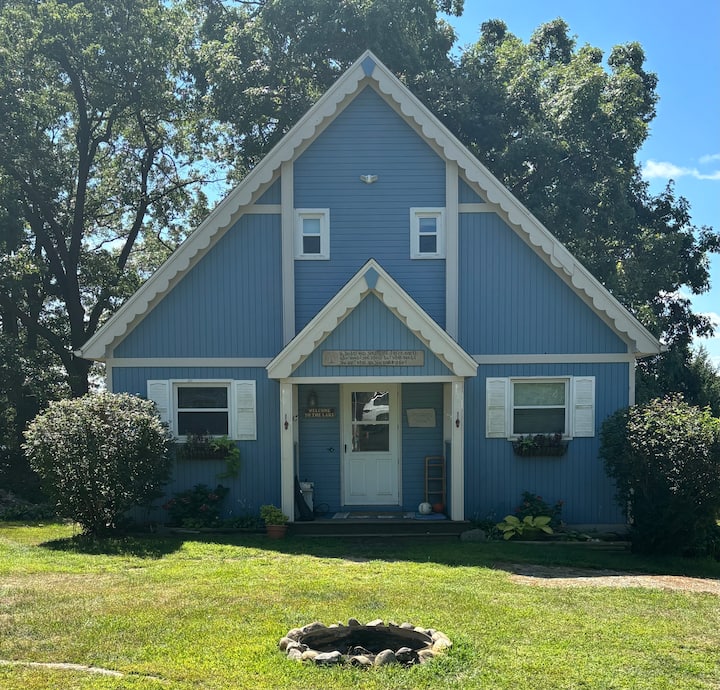 Deep Lake Cottage - Brooklyn, MI