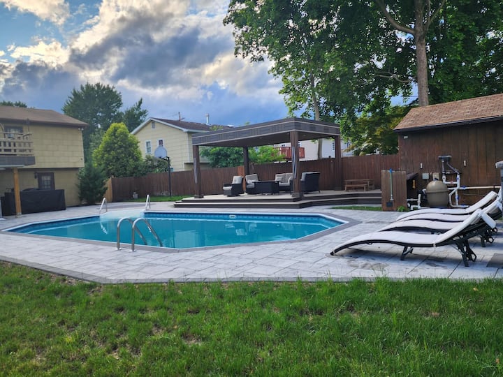 A House Where The Whole Family Fits Perfectly. - Nyack, NY