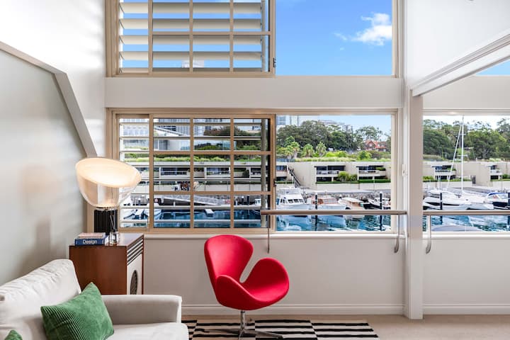 Walk To Opera House · Designer Harbour Retreat - 澳洲