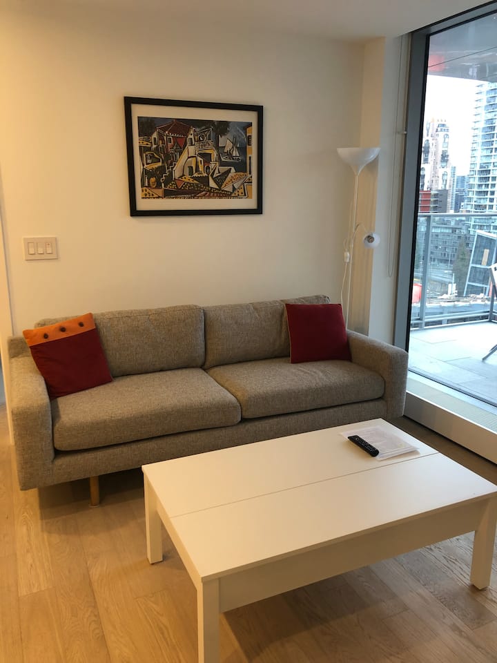 Award Winning Downtown Building-fifa Ready - Vancouver