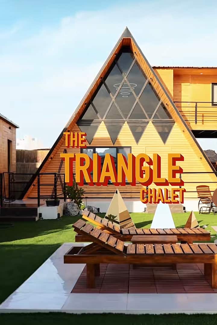 Escape The City At Our 3-bedroom Beachfront Cabin. - Kuwait