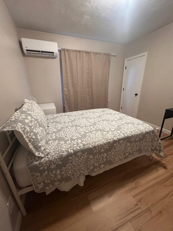 Cozy Room In The Best Location Of Worcester - Worcester, MA