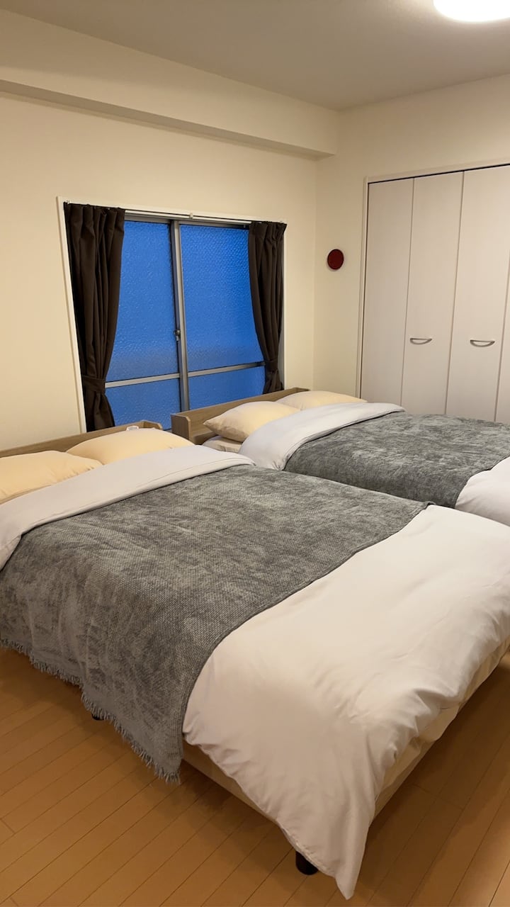 駅徒歩1分/閑静な住宅街/最大8名/シアタールーム・キッズルーム有り/高速wifi完備/コンビニ1分 - Kawasaki