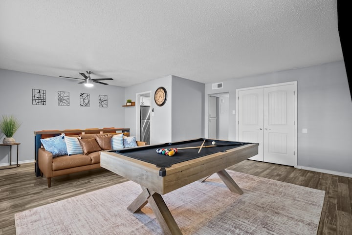 Steps To At&t Stadium - Mancave, Fun & Comfort - Arlington, TX