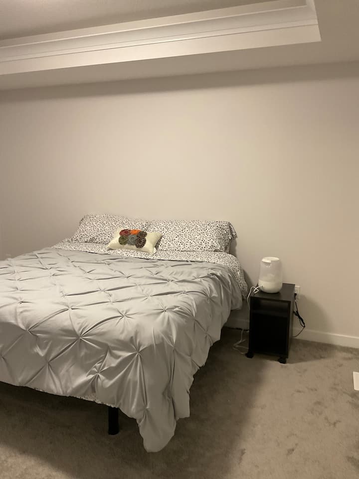 Master Bedroom - Spruce Grove