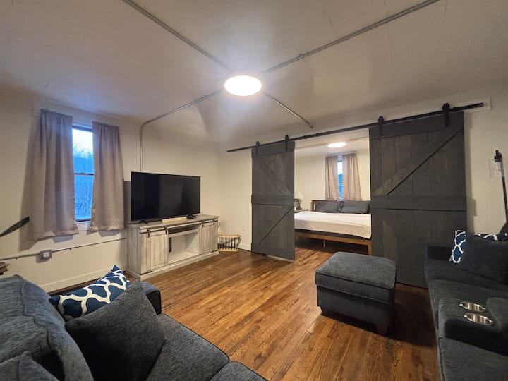 Cresaptown Condo On The Creek - Cumberland, MD