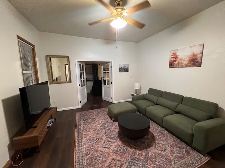 The Cozy Cottage - Amazing Location, Wifi & Quiet - Monroe, LA