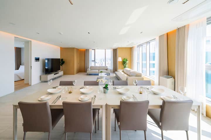 Penthouse E - Busan