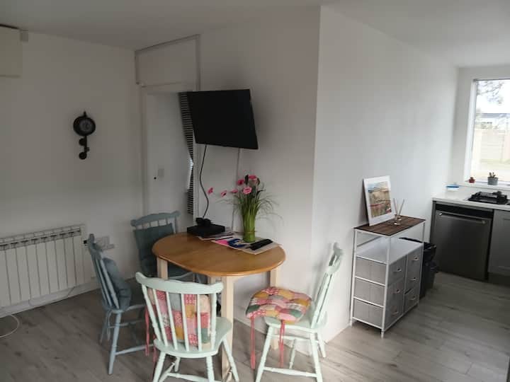 Luxury Modern Beach House, Private Beach Access - Rosslare Harbour