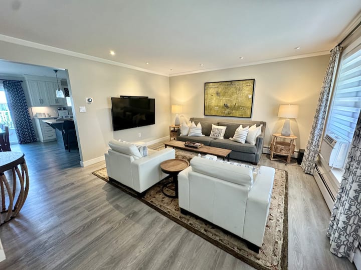 37a Brighton Beauty 3 Bdrm + 2 City Bikes - Charlottetown