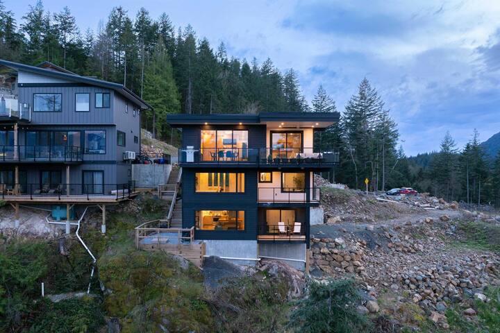 The Bowen Outlook - Bowen Island
