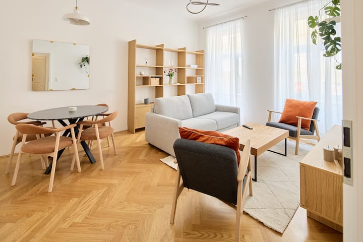Zentrale & Großzügige 2 Zimmer Wohnung - Wien