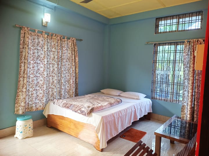 "Deneva Inn-g" - Nagaon