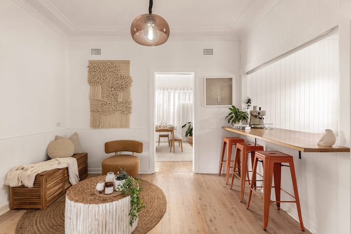 Whitewash Haus - Shellharbour