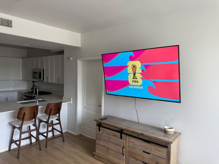 World Cup Hq | Modern 2br Near Sofi | 2 Pools - Redondo Beach, CA
