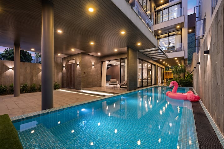 Luxury 5br Smart Villa 500m To Son Tra Beach Sauna - Vietnam