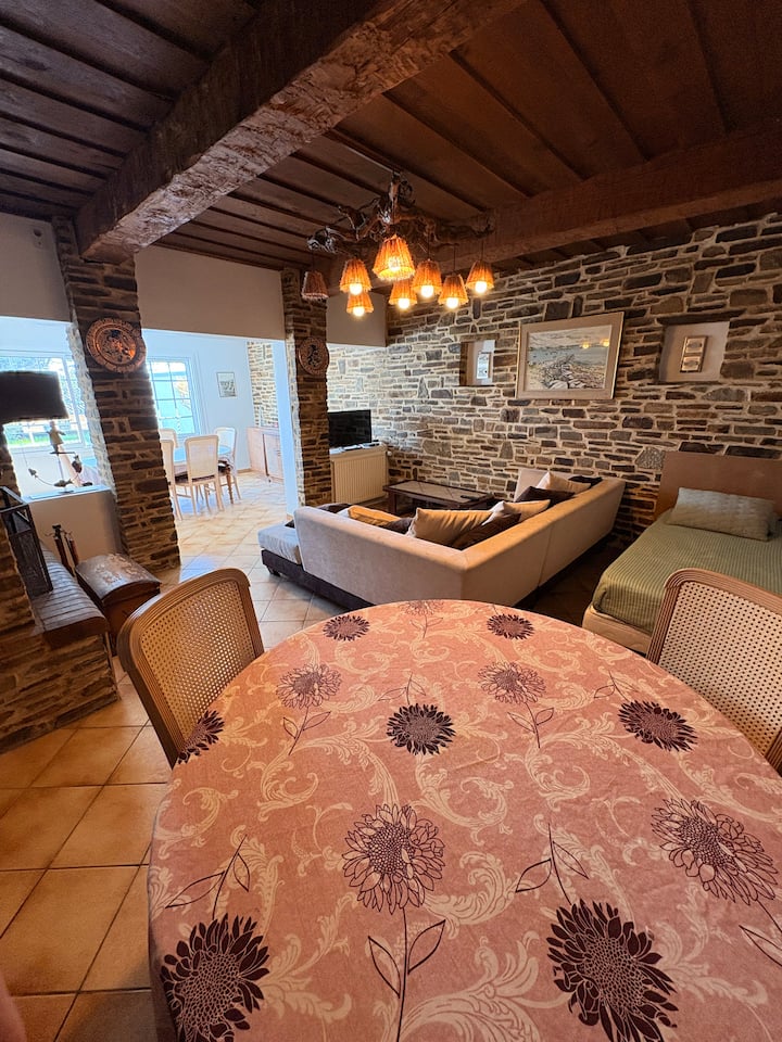 Maison De Vacances Avec Jardin Proche Plage - Hauteville-sur-Mer