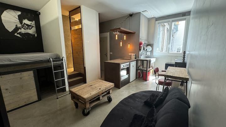 Studio Industriel Calme Sur Cour Lyon Centre - Lione