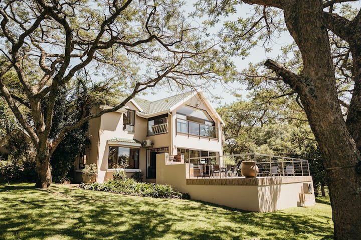 Idube Self-catering Game Farm Retreat - Winterton