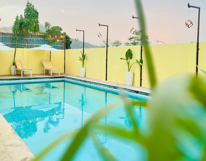 Heaven Hill : Farm In Nature - Pushkar