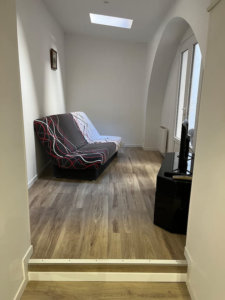 Appartement Rez-de-chaussée Centre-ville Le Luc - Le Luc