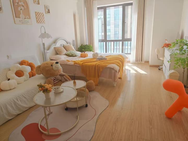 Carolina Canopy: Durham Forest Retreat - Durham, NC