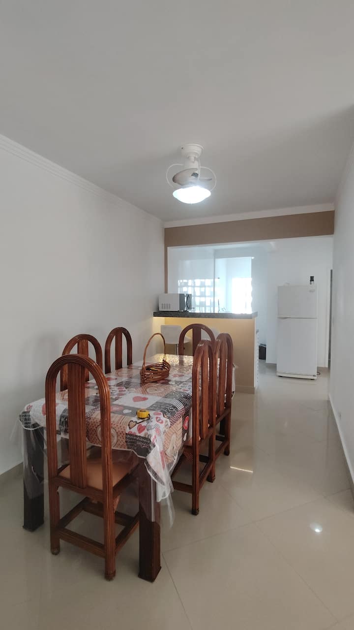 Próximo De Tudo Praias Mercados Academias - Guarujá