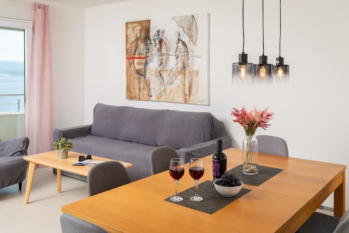 Villa Jolara With Heated Pool -Deluxe Apartment 12 - Omiš