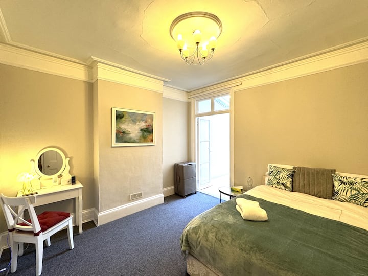 Victorian Garden Central House By Underground - Maidenhead