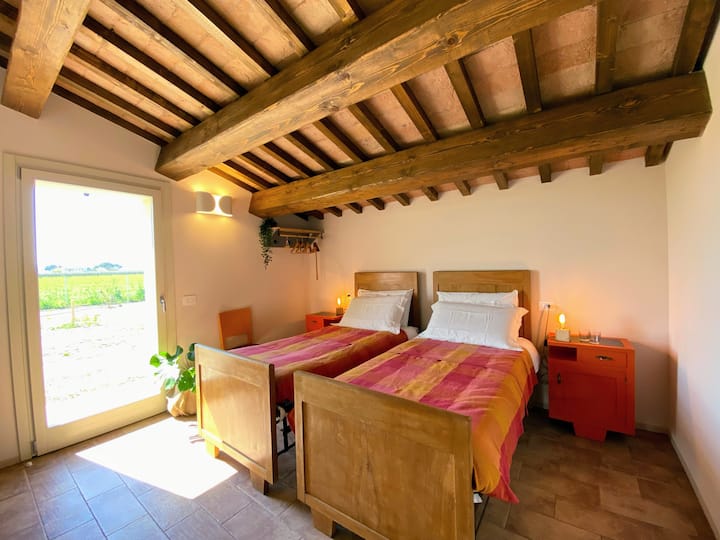 Casa Alba: 4 Letti E 1 Divano - Parcheggio - Faenza