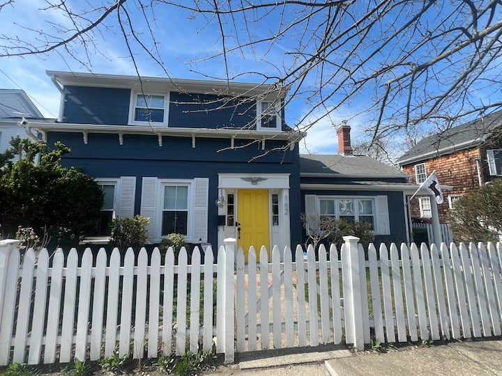 The Dachs Haus - Greenport, NY