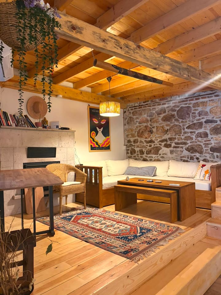 Restored Greek Stone House In Historic Ayvalık - Ayvalık