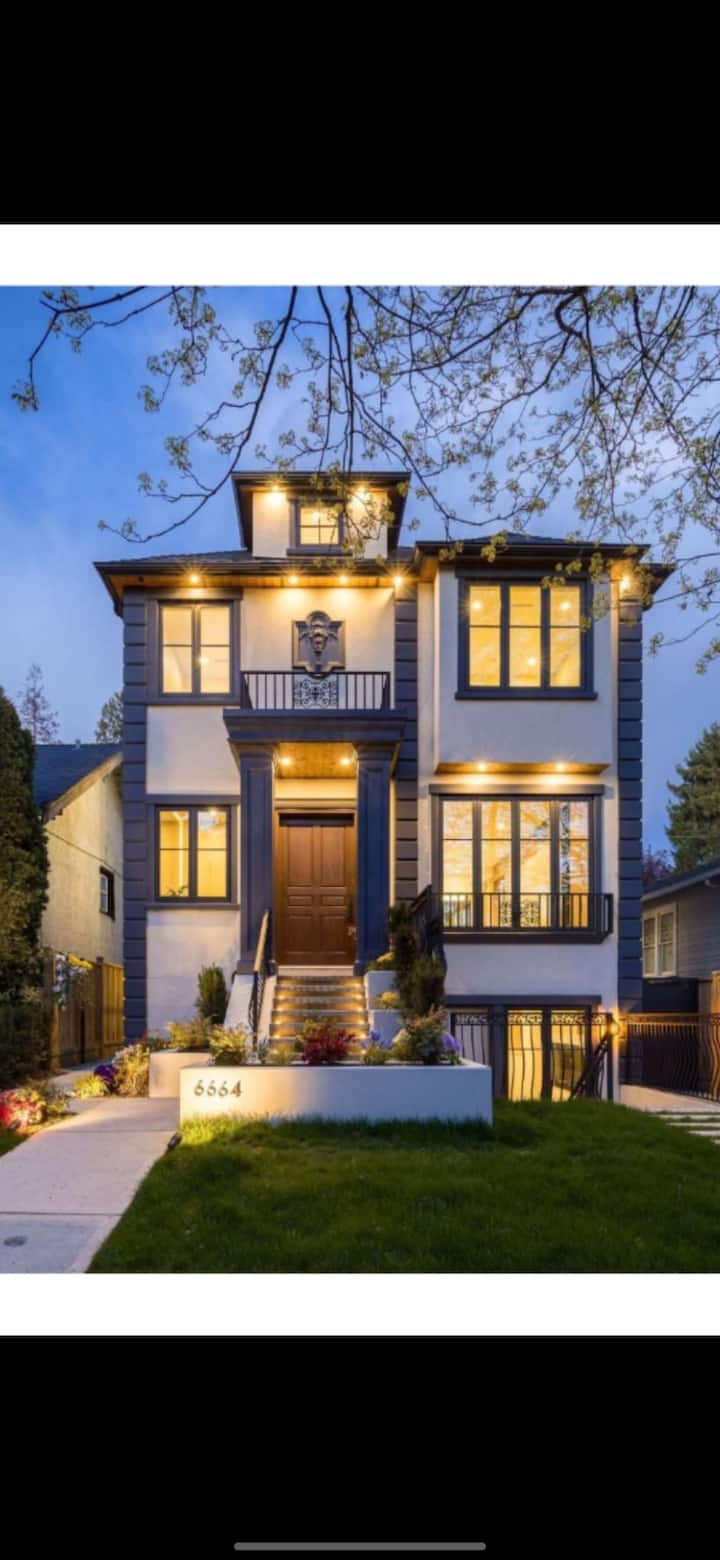 Premium Full Home | Main & Upper Floors - Vancouver