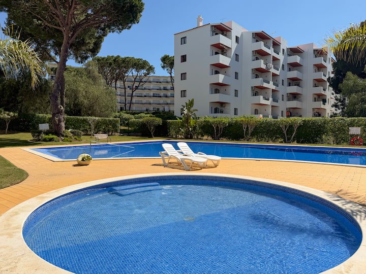 Apartment Topázio In Vilamoura With Pool - Quarteira