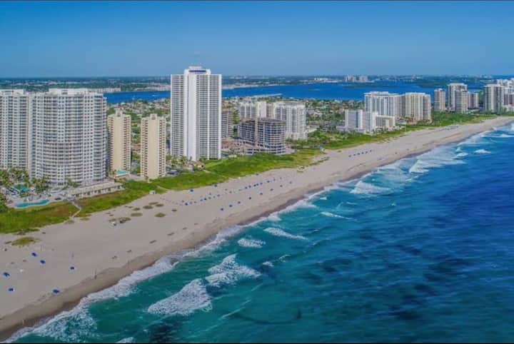 *Lux* 5 Mins To *St. Mary's Med* *Riviera Beach* - West Palm Beach, FL