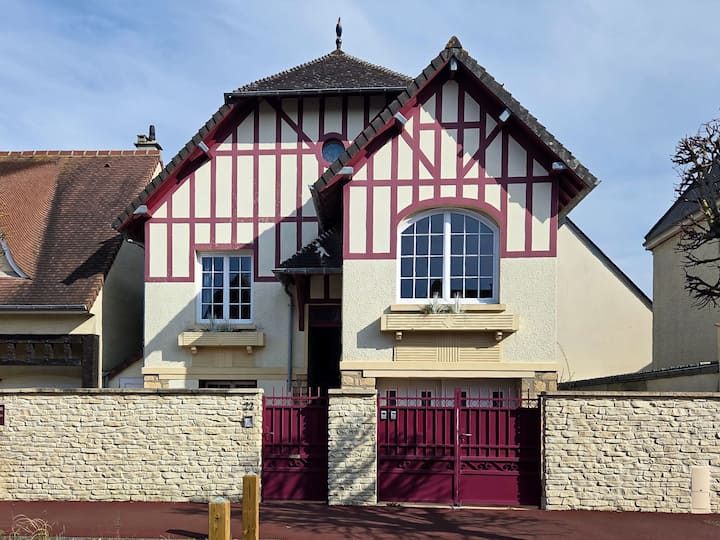 Villa 1930 · 14 Pers · Plage 5min · Thalasso - Merville