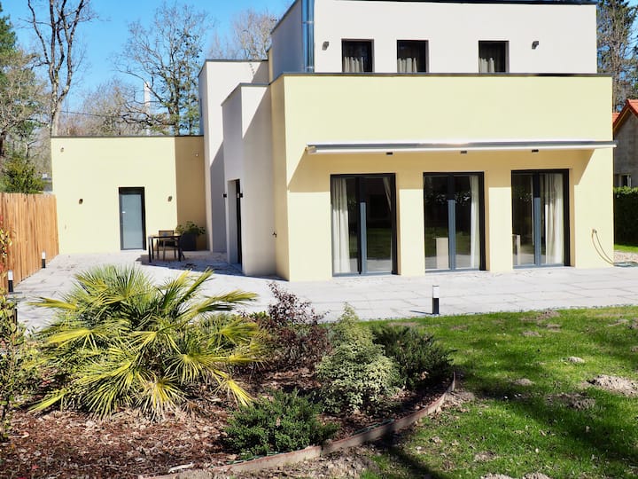 Villa De Luxe 4 Chambres + Parkings + Jardin - Stella Plage