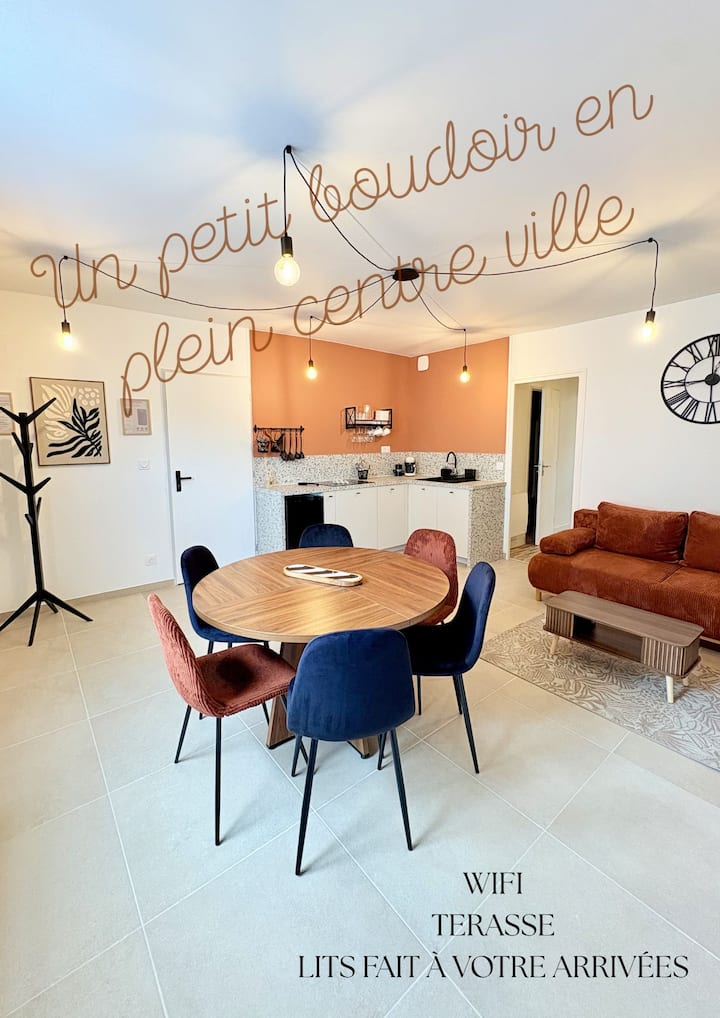 Le Boudoir, Séjour De Charme En Plein Centre-ville - Amboise