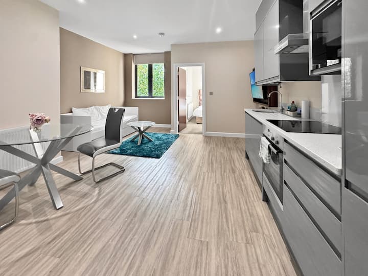 Central Cmk | Free Parking Walk Station | Cozy - Milton Keynes