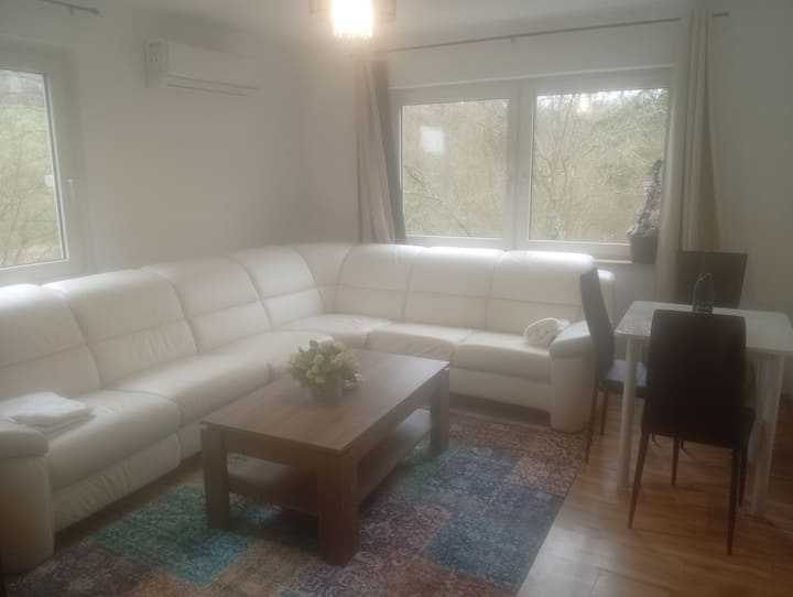 3 Zimmer Eg Wohnung Komplett Eingerichtet - Lindlar
