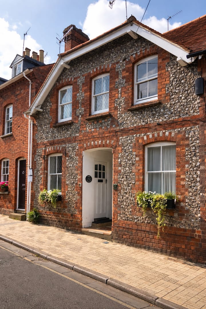 Charming Central Henley Home - Henley-on-Thames